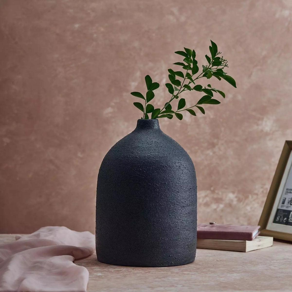 Flott Pottery Vase – Magalis Egypt